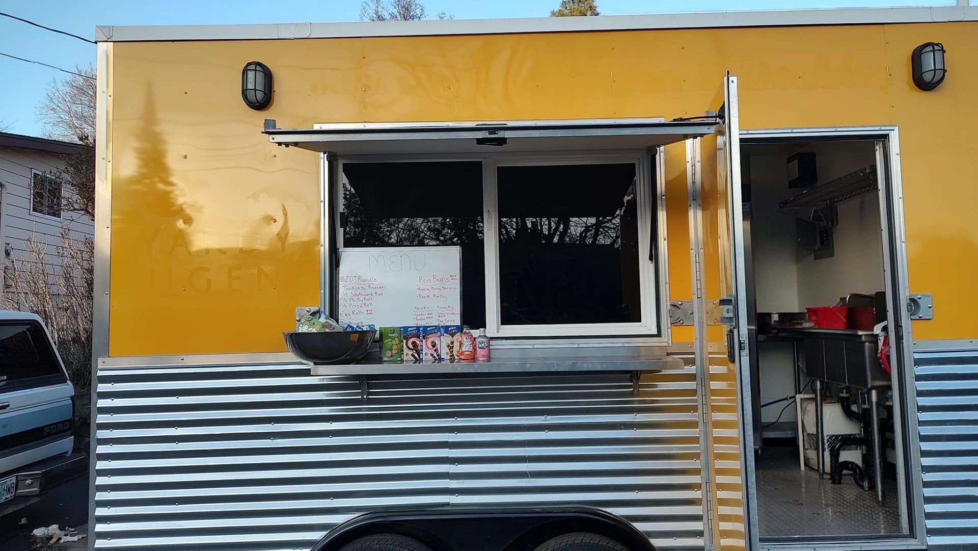 Noodz N' More - Klamath Eats! Food Trucks, Menus, Locations & More!